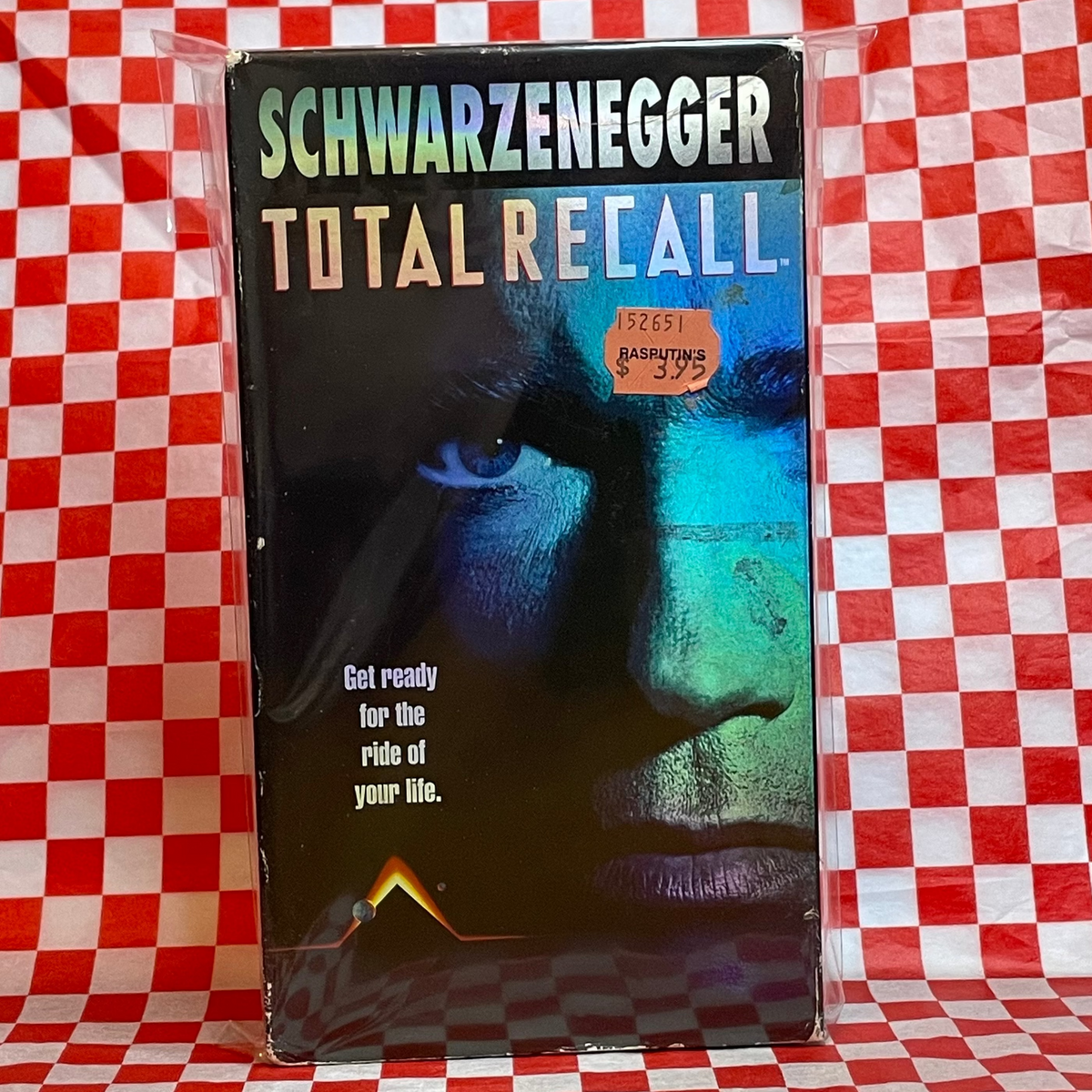 "Total Recall" VHS (USED) – LOUD PIZZA RECORDS